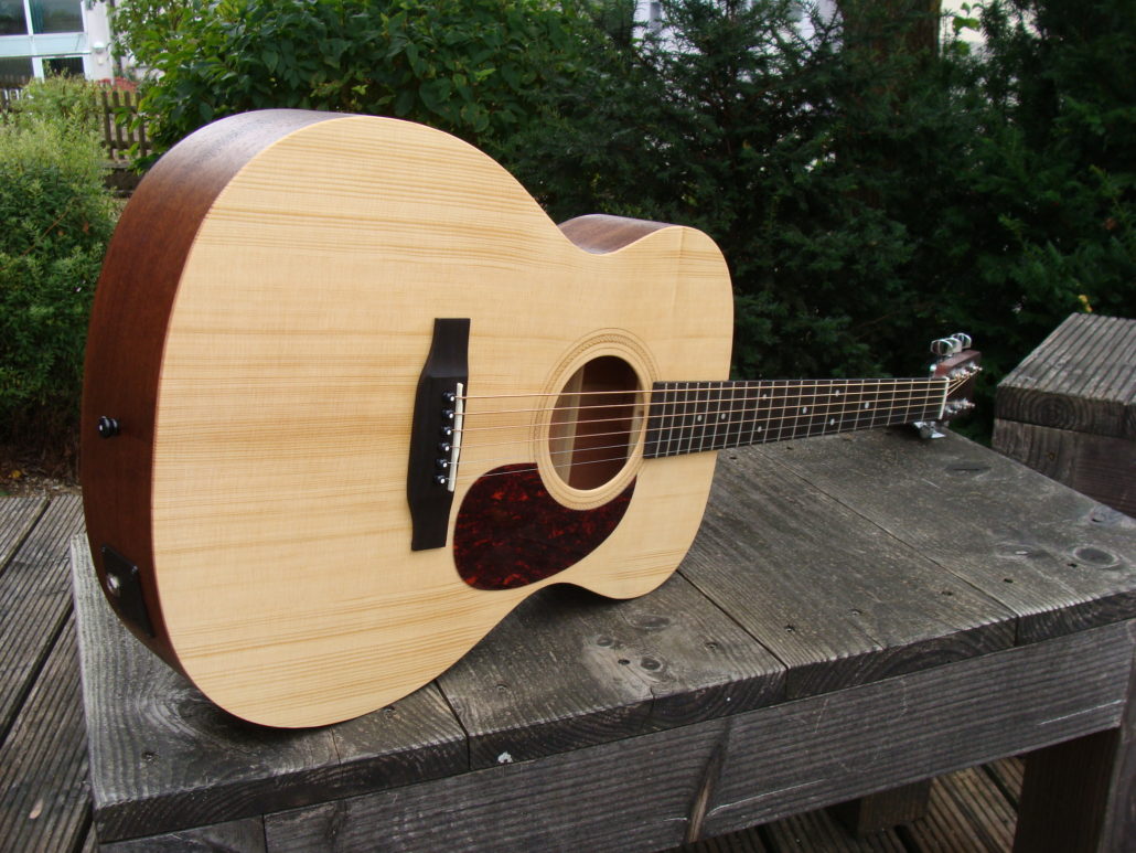 Sigma 000ME Westerngitarre - J's Guitarshop