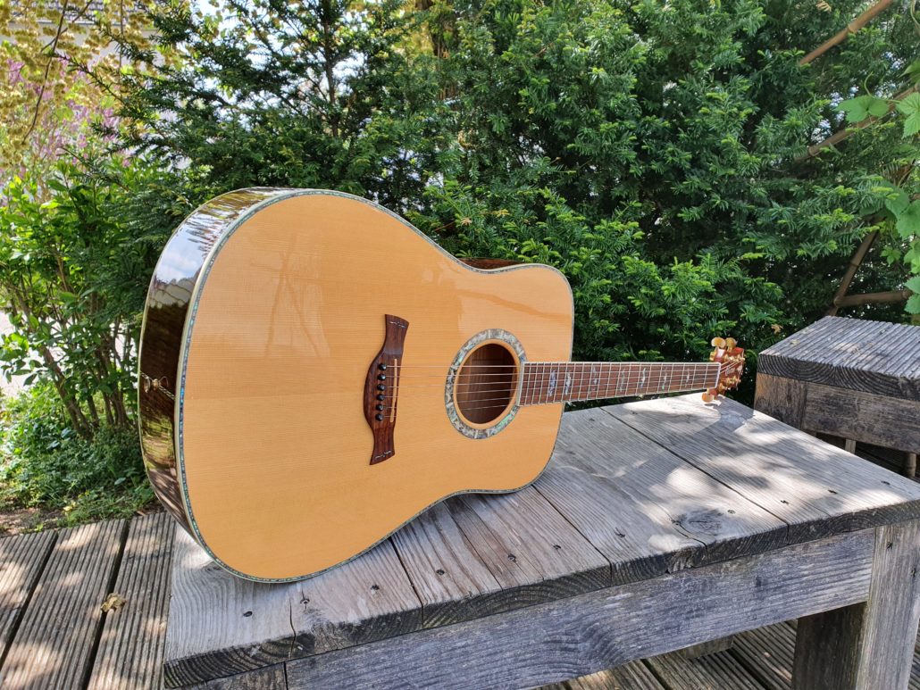 Crafter D30/N Dreadnought Westerngitarre - J's Guitarshop